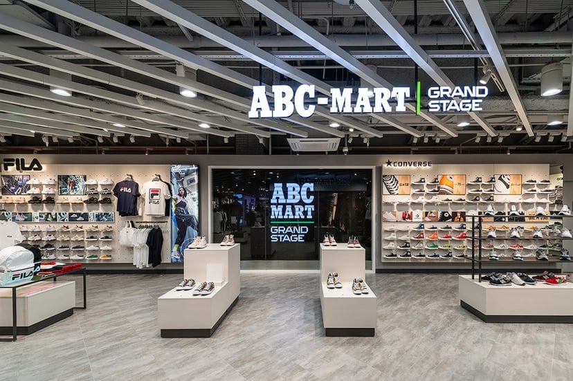 ABC-MART 全台最潮店舖就在西門町 還有獨家限定商品快來逛