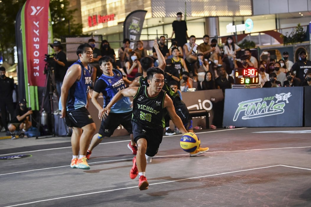 婁峻碩嗨翻全場！YYsports「鬥到底3x3城市爭霸戰」總冠軍出爐，執行長陳建州現場直播炒熱氣氛！