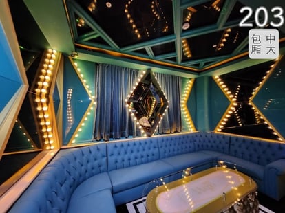 全台最美KTV！高雄全新奢華「WE GO歡唱」價目表一次看