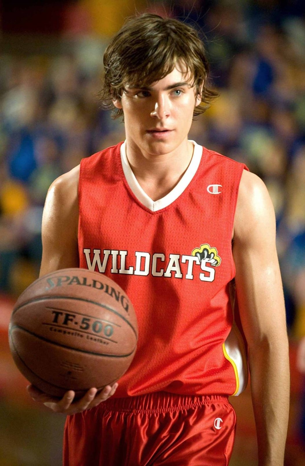 《歌舞青春》、《大娛樂家》柴克艾弗隆變「熊樣」掀美國網友熱議