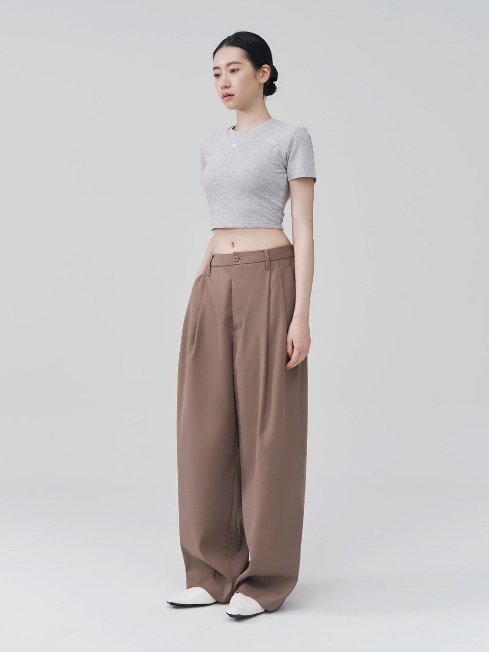 8款短袖BraTop推薦：UNIQLO、mouggan、WAVE SHINE、lativ