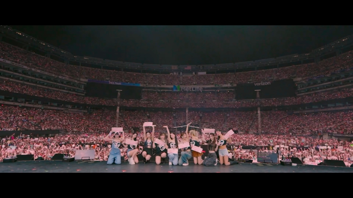 TWICE 10週年電影熱映！子瑜中文告白台粉、高雄啤酒節驚喜收錄